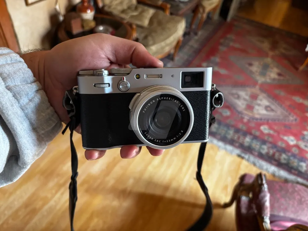 فورسواب | Fujifilm x100v silver